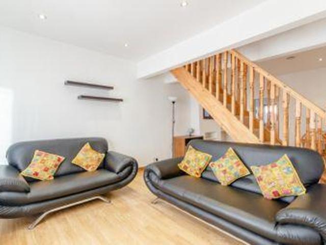 2 Bedrooms End terrace house for rent in Mayfield Road, Canning Town E13