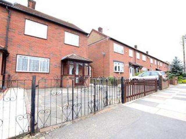 2 Bedrooms End terrace house for rent in New North Road, Hainault IG6