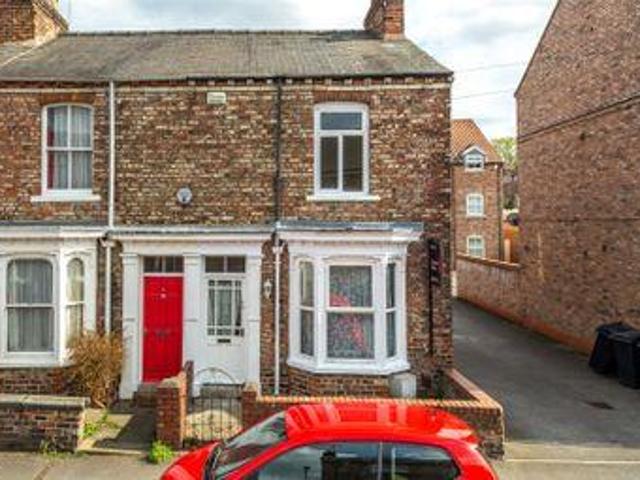 2 Bedrooms End terrace house for rent in Nicholas Street, York YO10