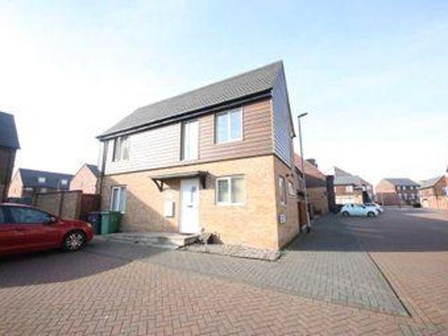 2 Bedrooms End terrace house for rent in Oaklands Street, Leeds LS8