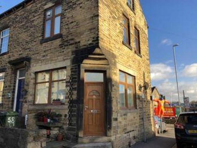 2 Bedrooms End terrace house for rent in Bradford Road, Stanningley, Pudsey LS28