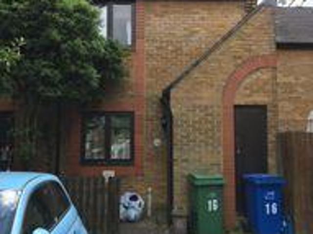 2 Bedrooms End terrace house for rent in Isambard Place, Rotherhithe SE16