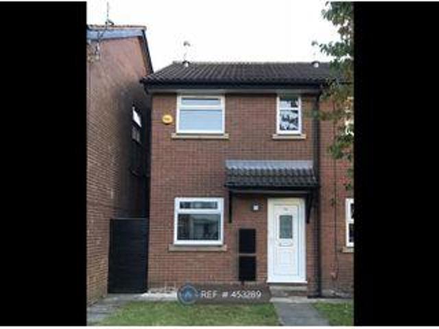 2 Bedrooms End terrace house for rent in Railway Street, Heywood OL10