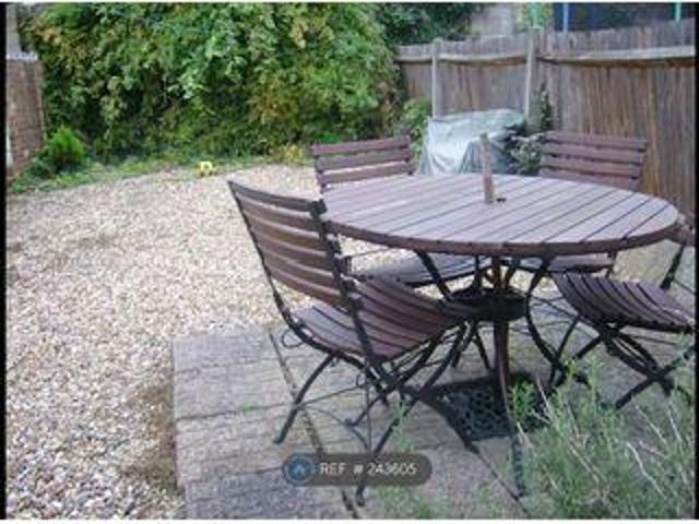 2 Bedrooms End terrace house for rent in Selhurst Place, Croydon, London SE25