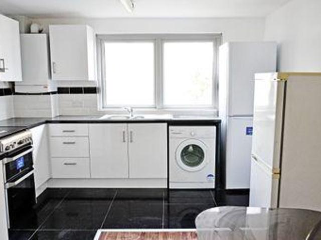 2 Bedrooms End terrace house for rent in Vicarige Road, Startford E15