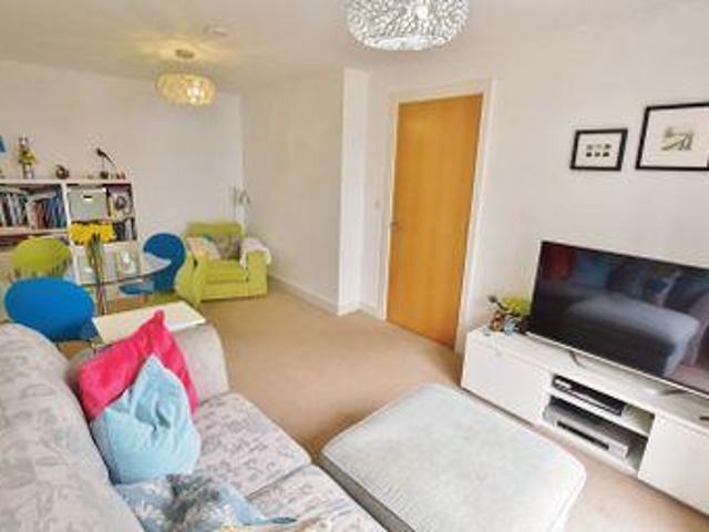 2 Bedrooms End terrace house for sale in Markendale Place, Salford M5