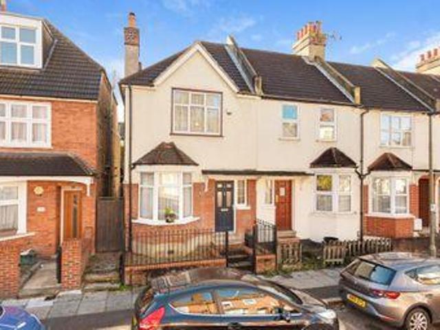 2 Bedrooms End terrace house for sale in Morgan Road, Bromley BR1
