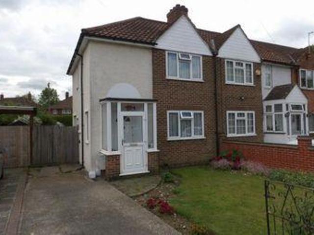 2 Bedrooms End terrace house for sale in Overbury Crescent, New Addinton, Croydon, Surrey CR0