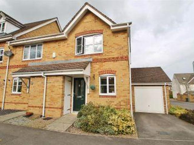 2 Bedrooms End terrace house for sale in Oceana Crescent, Beggarwood, Basingstoke RG22