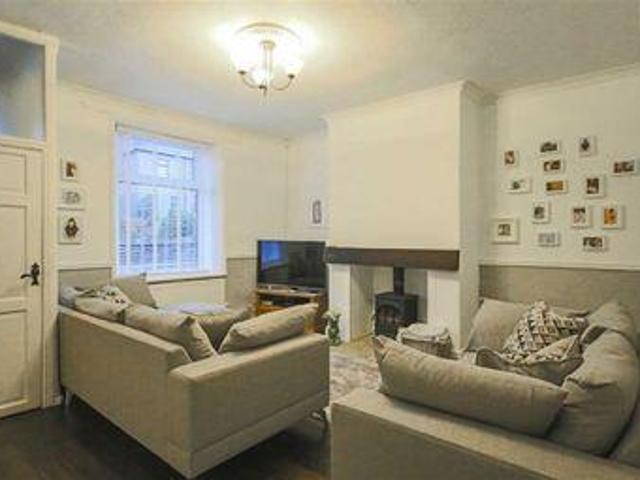2 Bedrooms End terrace house for sale in Bury Road, Rawtenstall, Lancashire BB4