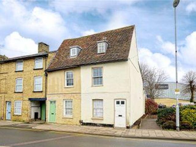 2 Bedrooms End terrace house for sale in Cambridge Street, St. Neots, Cambridgeshire PE19