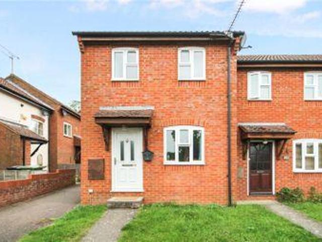 2 Bedrooms End terrace house for sale in Cromwell Close, Faringdon, Oxfordshire SN7