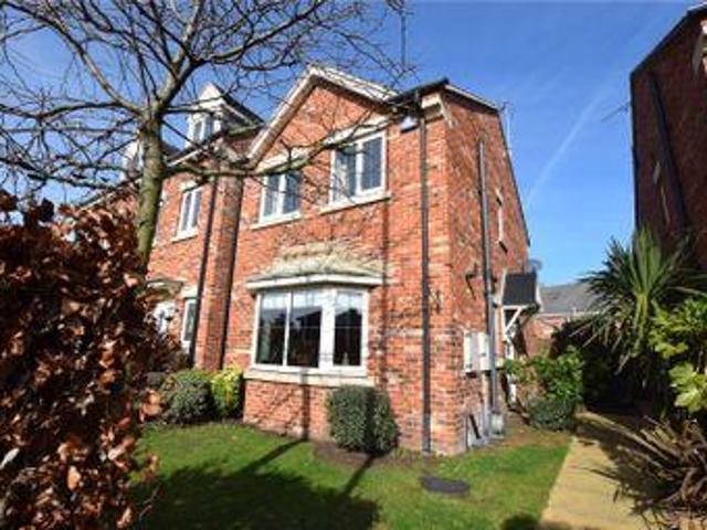 2 Bedrooms End terrace house for sale in Ellers Road, Bessacar, Doncaster DN4