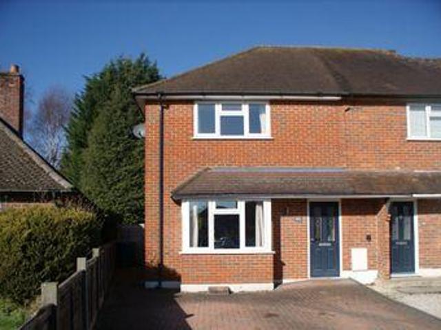 2 Bedrooms End terrace house for sale in Furze Lane, Farncombe GU7