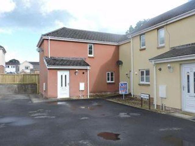 2 Bedrooms End terrace house for sale in Fforest Fach, Tycroes, Ammanford SA18