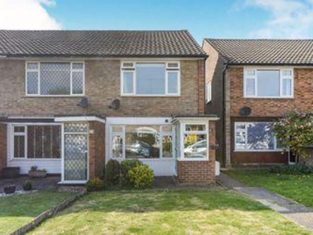 2 Bedrooms End terrace house for sale in Henville Road, Bromley BR1
