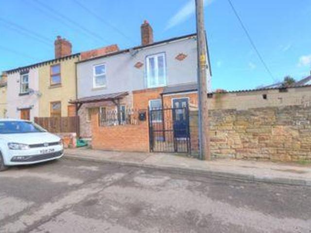 2 Bedrooms End terrace house for sale in Lingwell Nook Lane, Lofthouse, Wakefield WF3