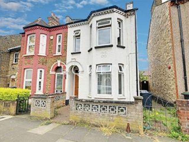 2 Bedrooms End terrace house for sale in Raynton Road, Enfield EN3
