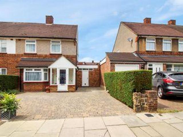2 Bedrooms End terrace house for sale in St. Martins Close, Enfield EN1
