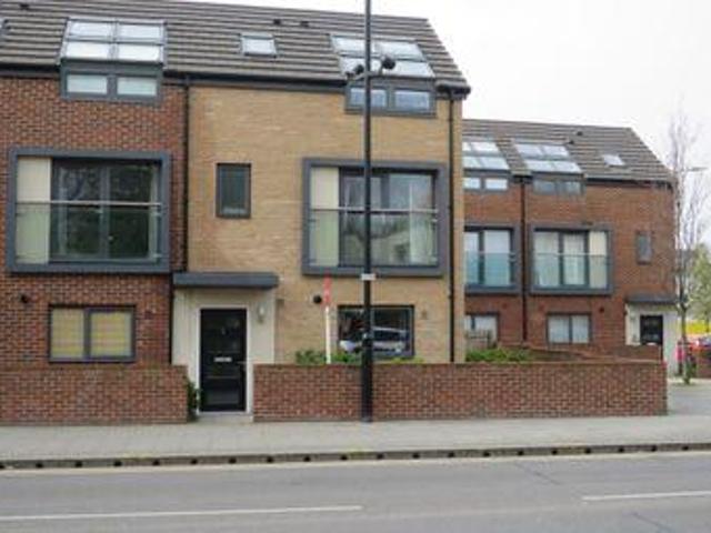 2 Bedrooms End terrace house for sale in Stable Terrace, Town Centre, Doncaster DN1