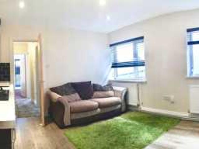 2 bedrooms flat CF116AH
