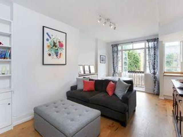 2 Bedrooms Flat for rent in 102 Beaufort Street, Chelsea SW3