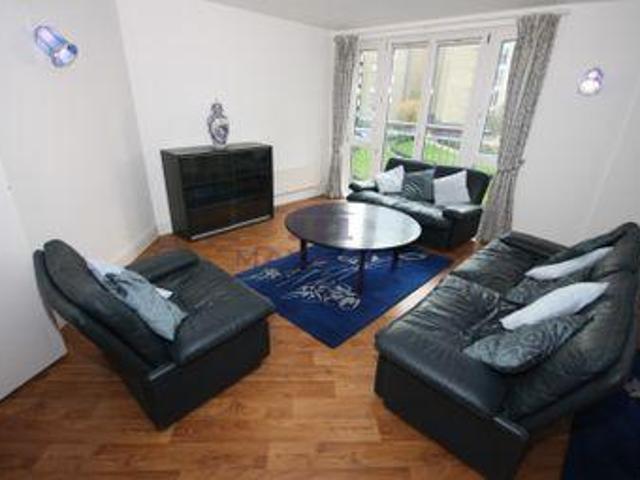 2 Bedrooms Flat for rent in 10 Westferry Road, C, Canary Wharf, London E14