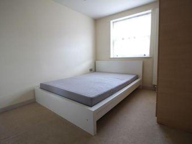 2 Bedrooms Flat for rent in 118 Headstone Road, Harrow HA1