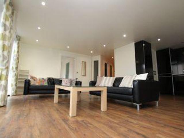 2 Bedrooms Flat for rent in 111 The Ropewalk, The City, Nottingham NG1
