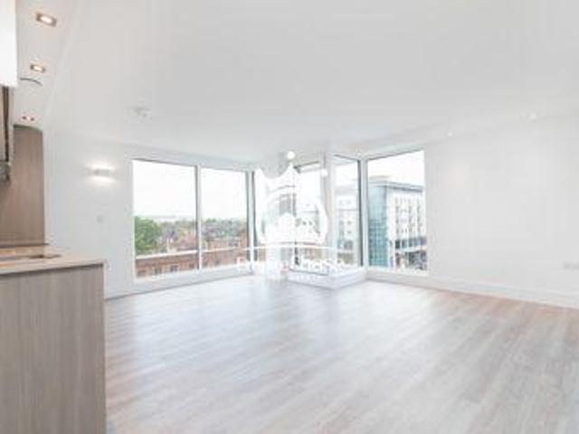2 Bedrooms Flat for rent in 112 Station Road, Edgware HA8