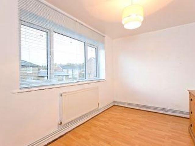 2 Bedrooms Flat for rent in 125 Maryon Grove, Woolwich, Charlton SE7