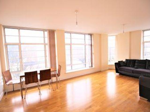 2 Bedrooms Flat for rent in 133 Axminster Road, London, Greater London N7