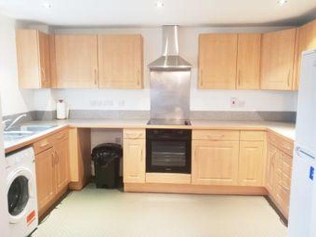 2 Bedrooms Flat for rent in 140 London Rd, Romford RM7