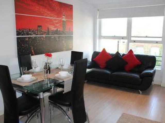 2 Bedrooms Flat for rent in 143A Cannon Street Road, London E1