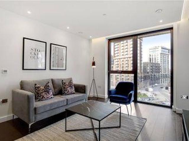 2 Bedrooms Flat for rent in 14 Charles Clowes Walk, London SW11