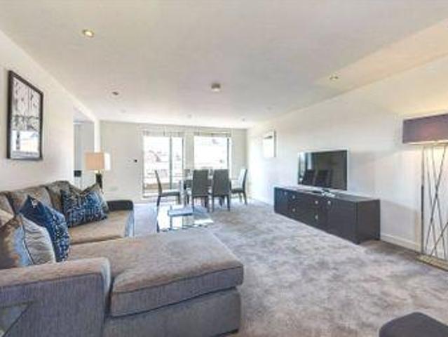 2 Bedrooms Flat for rent in 161 Fulham Road, London SW3