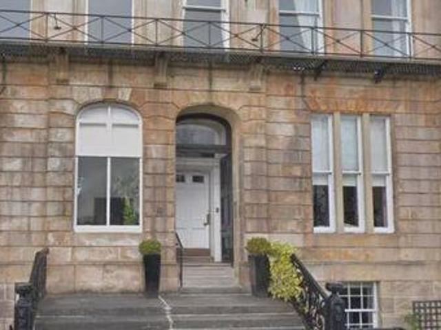 2 Bedrooms Flat for rent in 16 Woodlands Terrace, Lanarkshire, Glasgow G3