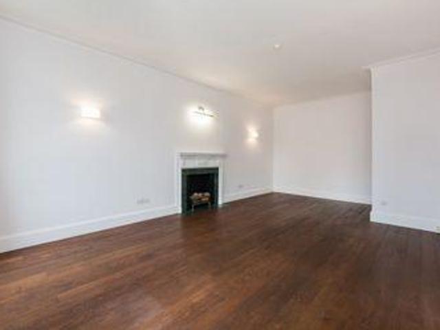 2 Bedrooms Flat for rent in 17 Collingham Road, London SW5