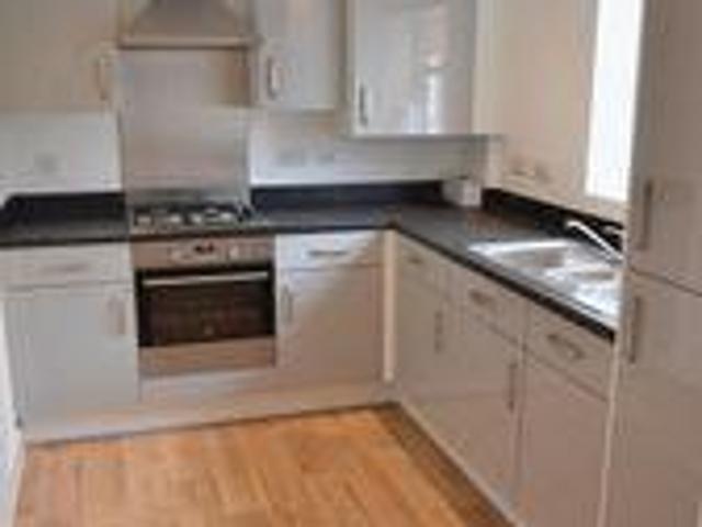 2 Bedrooms Flat for rent in 17 Escelie Way, Selly Oak B29