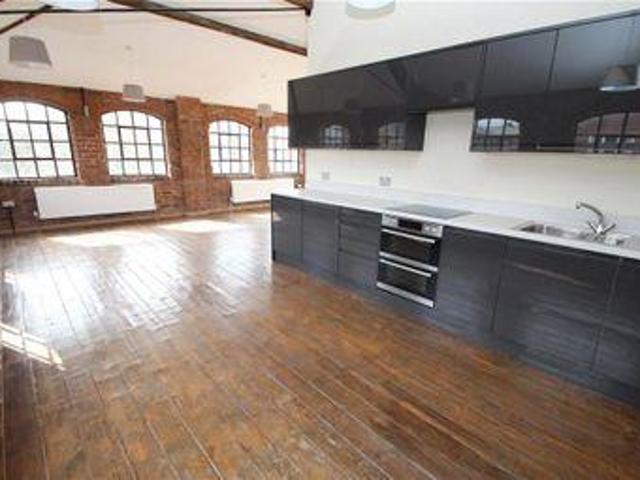 2 Bedrooms Flat for rent in 17 Key Hill Drive, Birmingham B18