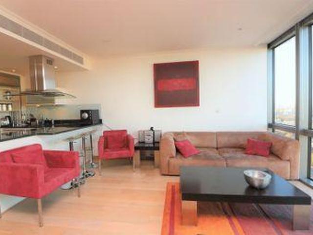 2 Bedrooms Flat for rent in 1 West India Quay, Canary Wharf E14
