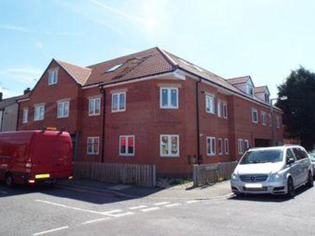 2 Bedrooms Flat for rent in 1 Lawson Avenue, Nottingham NG10