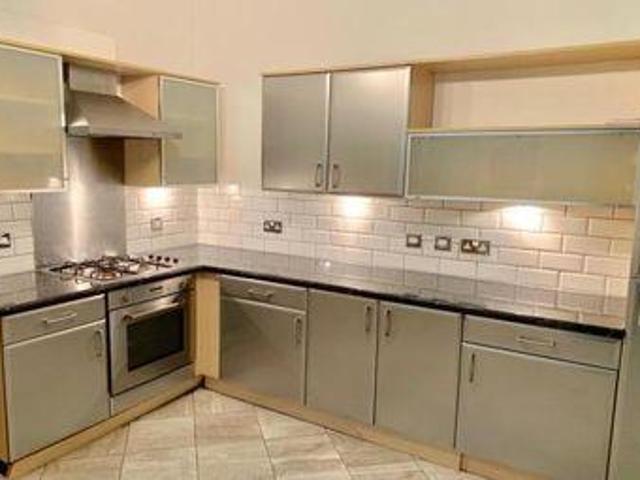 2 Bedrooms Flat for rent in 1A Hollowstone, Nottingham NG1