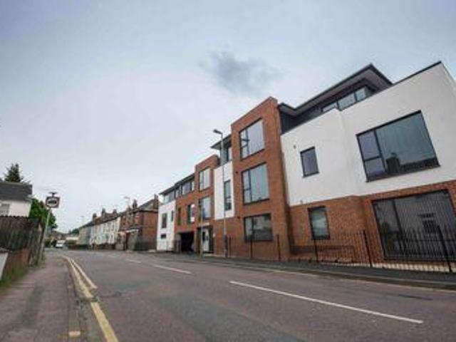 2 Bedrooms Flat for rent in 200 Swindon Road, Cheltenham GL51