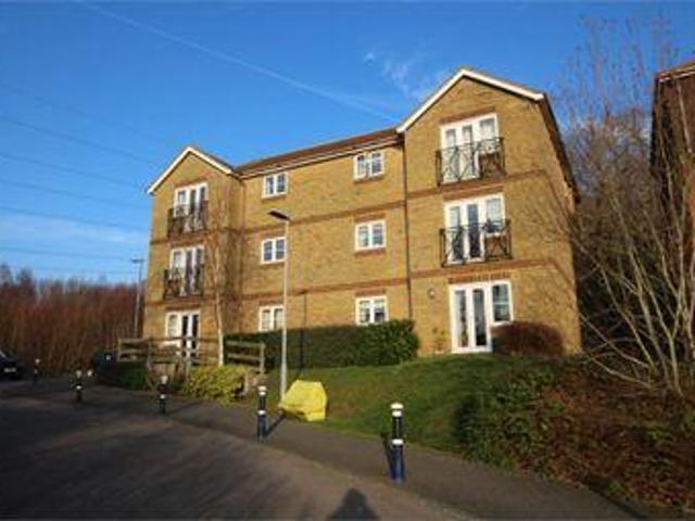 2 Bedrooms Flat for rent in 21 Helmsman Rise, St Leonards On Sea, East Sussex TN38