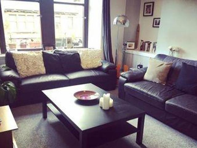 2 Bedrooms Flat for rent in 283 High Street, Glasgow G4