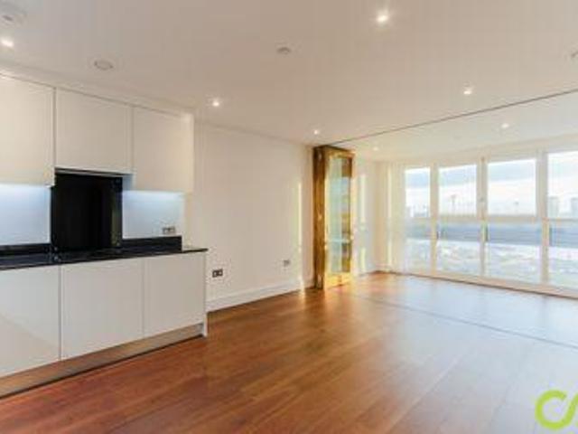 2 Bedrooms Flat for rent in 28 Western Gateway, London E16