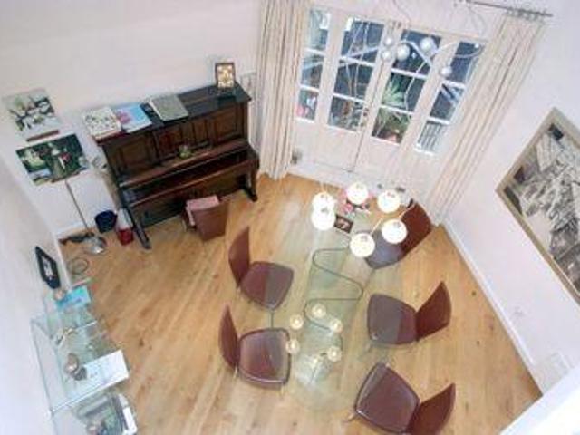2 Bedrooms Flat for rent in 29 Bridgewalk Heights, 80 Weston Street, London SE1