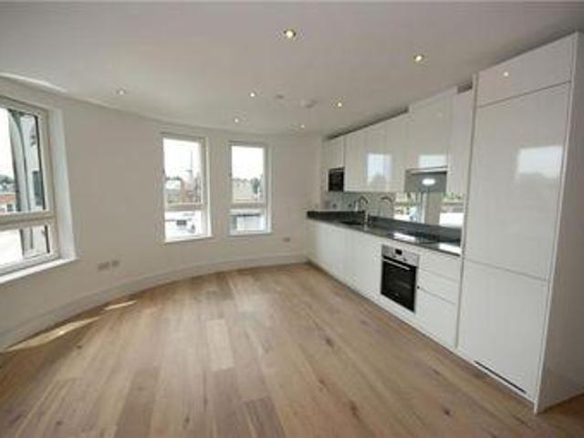 2 Bedrooms Flat for rent in 2A St. Luke´s Avenue, London SW4