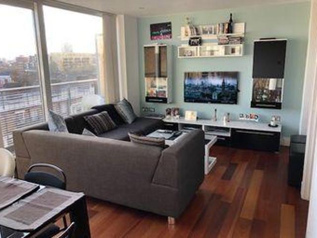 2 Bedrooms Flat for rent in 31 Wenlock Road, London N1